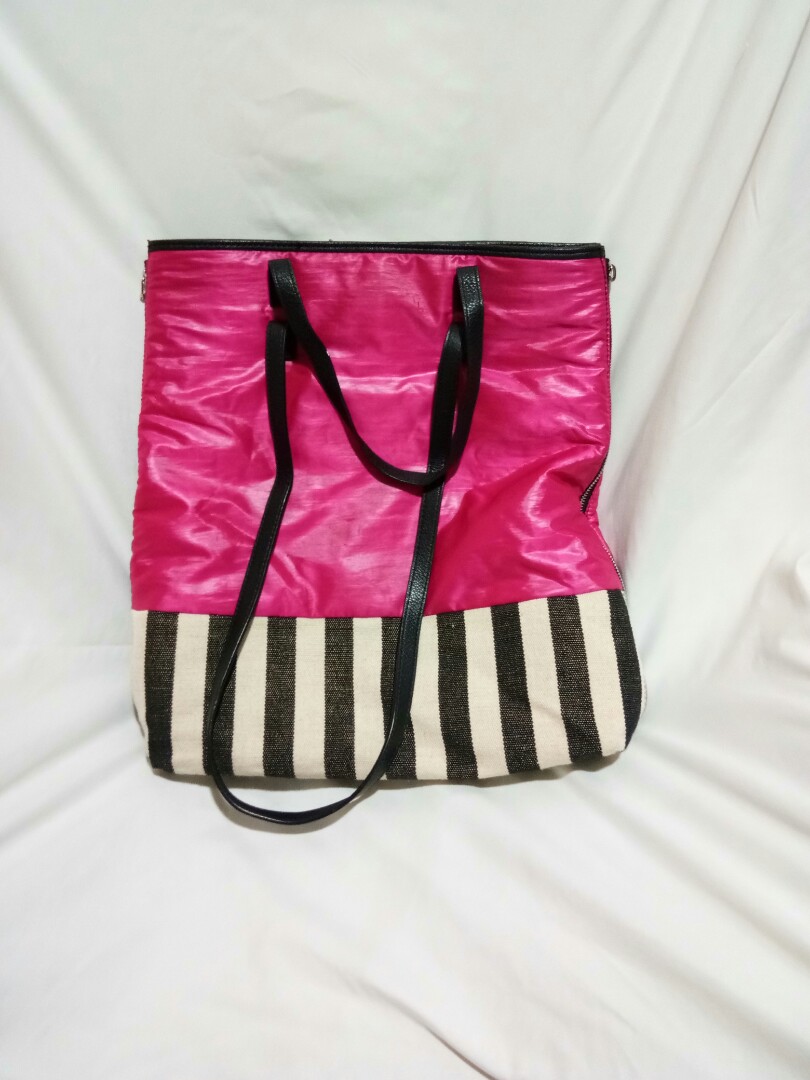 Kelsea Dagger bag, Women's Fashion, Bags & Wallets, Cross-body Bags on ...