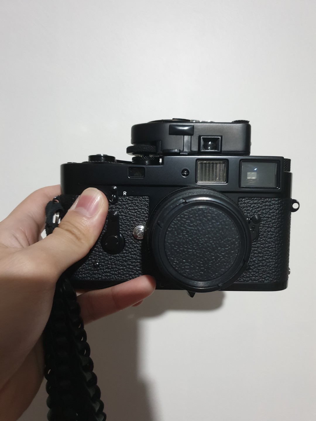 Leica M2 Black Repaint + MR4 Meter + Quick Load Kit, Photography, Cameras on Carousell