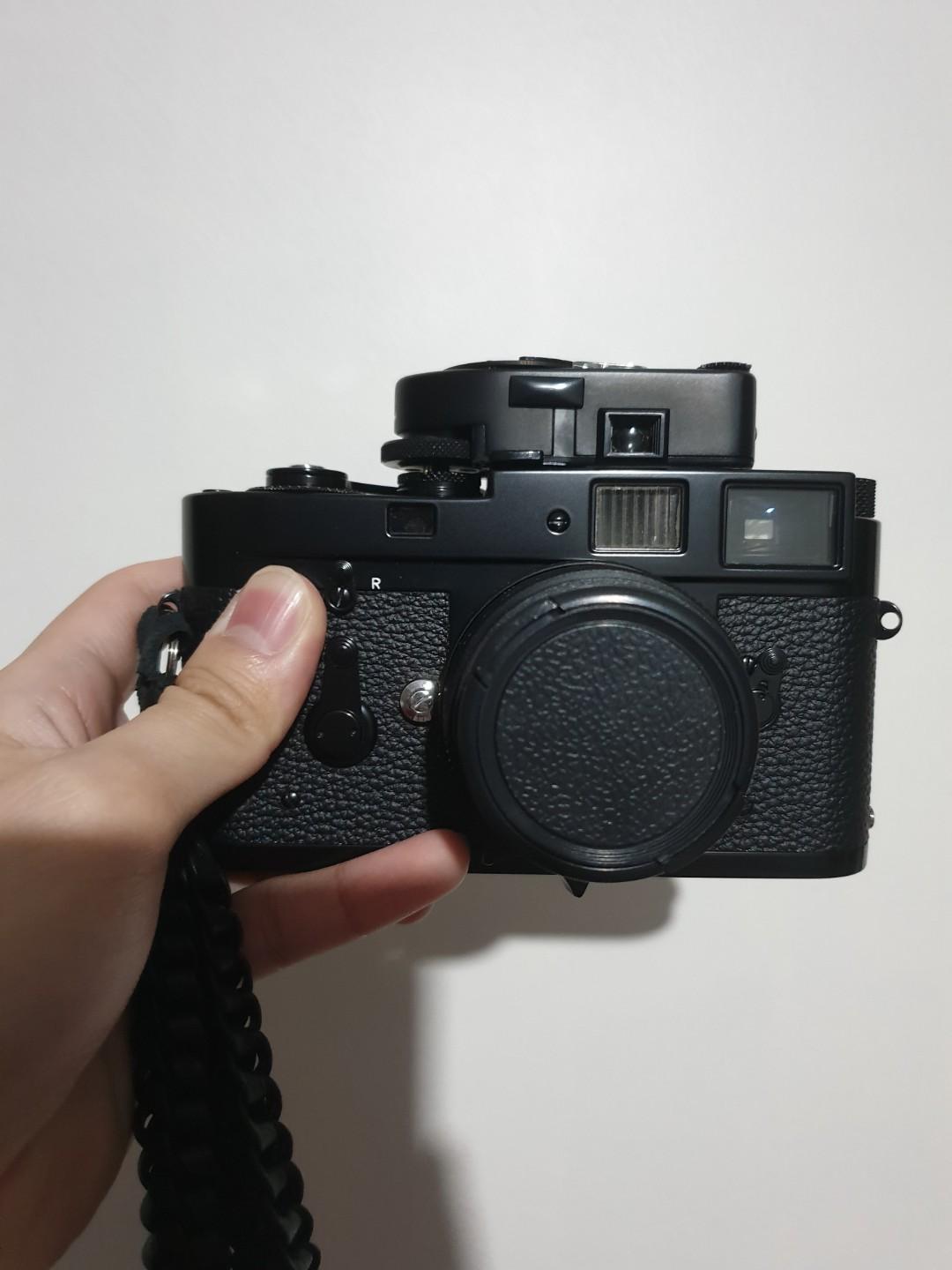 Leica M2 Black Repaint + MR4 Meter + Quick Load Kit, Photography, Cameras on Carousell