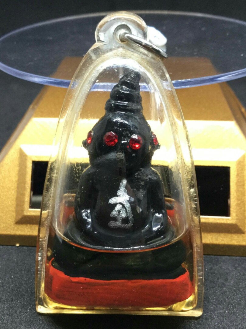 Lp Arnard 4 faced phra ngan, Hobbies & Toys, Memorabilia & Collectibles ...