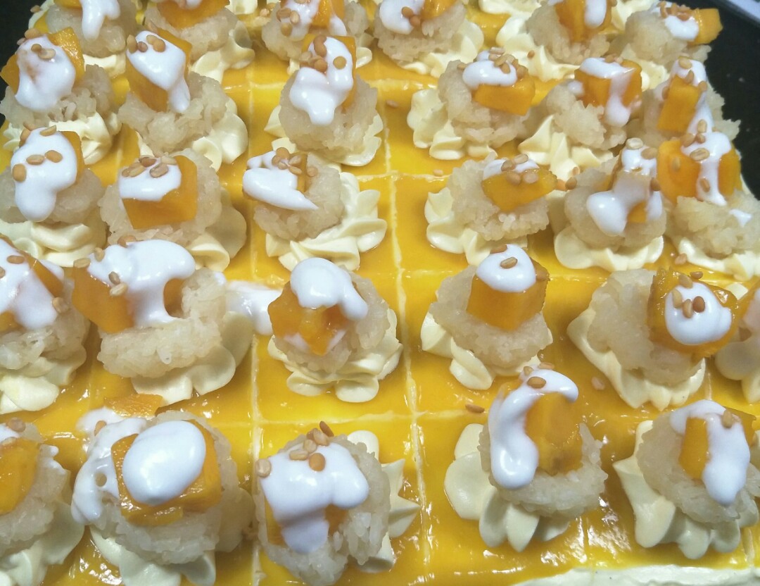 Mango Sticky Rice Cake, Food & Drinks, Homemade Bakes on Carousell