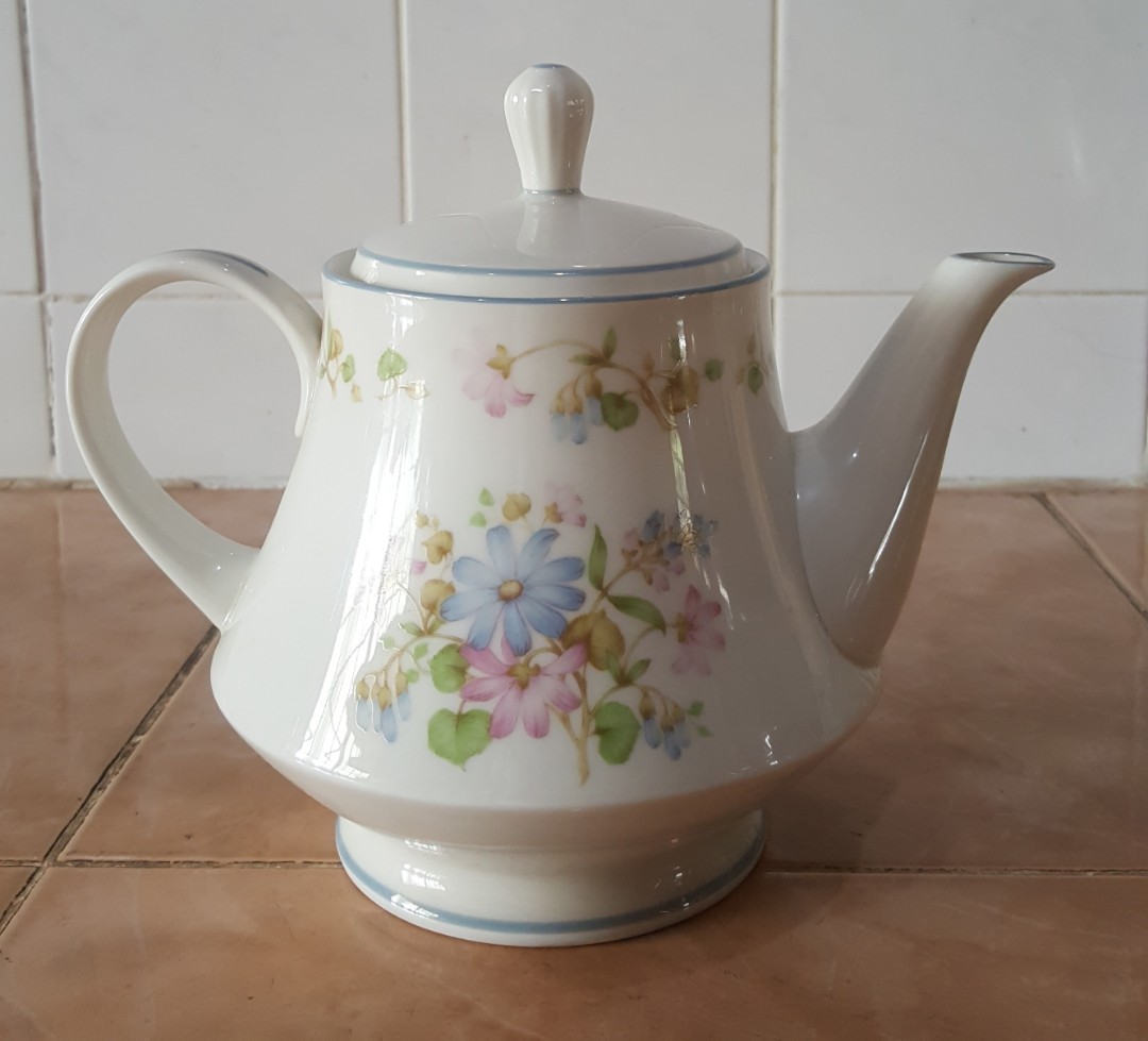 vintage Noritake teapot, Furniture & Home Living, Kitchenware ...