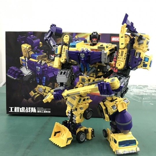 (Preorder) Devastator NBK TF Engineering combiner yellow / green ...
