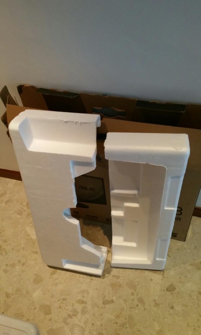 Monitor carton box (27') with inner Styrofoam (no monitor), Computers ...