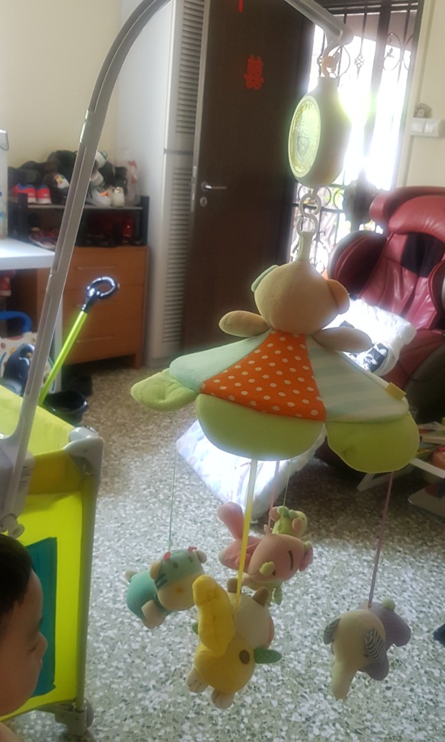 Spinning music box, Hobbies & Toys, Toys & Games on Carousell
