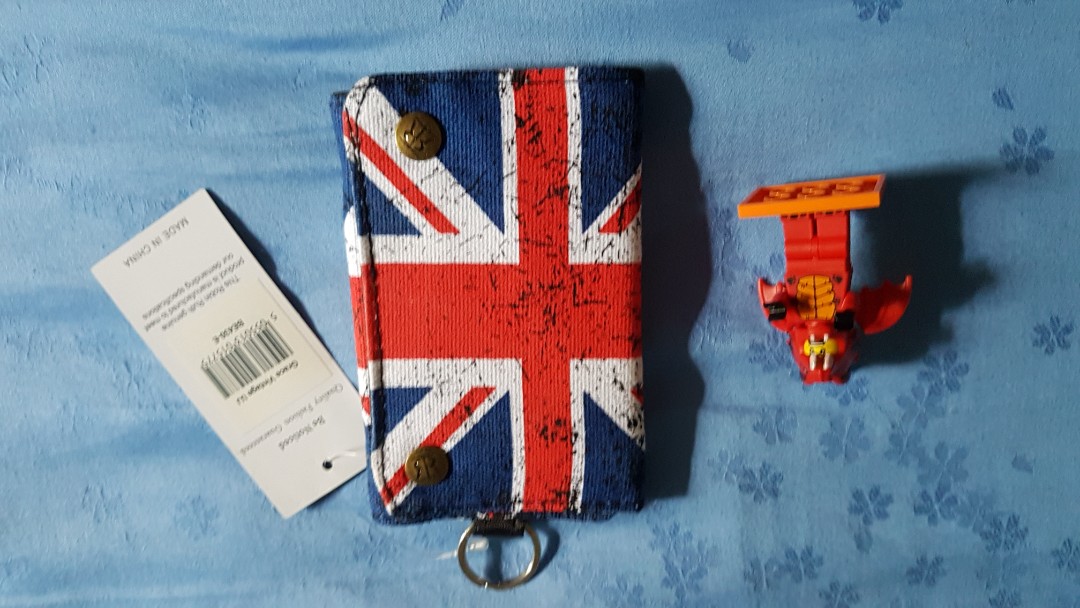 UK flag wallet, Men's Fashion, Watches & Accessories, Wallets & Card ...