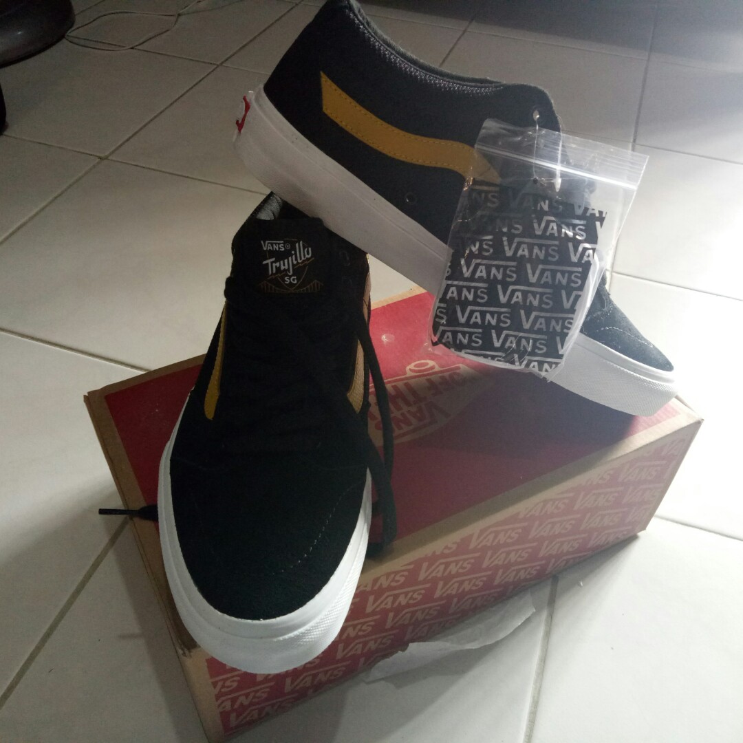 Ultracrush vans (pro), Men's Fashion, Footwear, Sneakers on Carousell