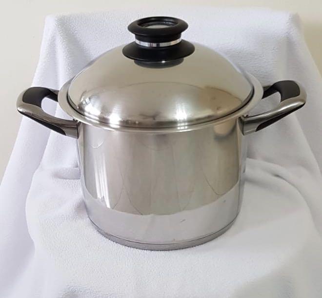 AMC 8L 24cm Gigant with high dome lid, Furniture & Home Living ...