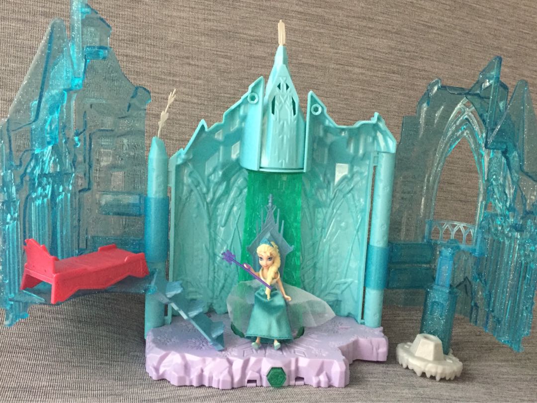 Frozen Elsa Lightning Castle, Hobbies & Toys, Toys & Games on Carousell