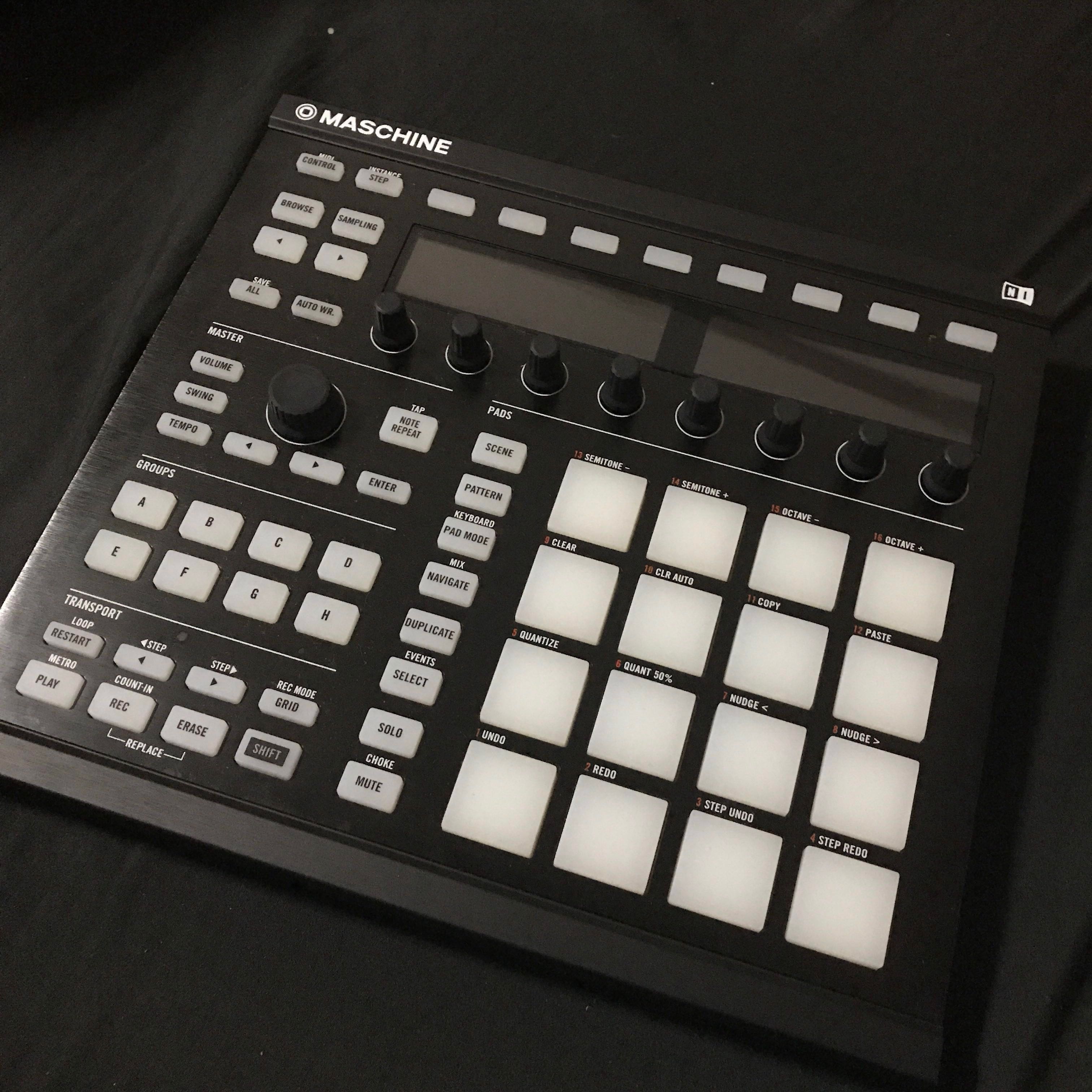 Maschine MK2 Black, Hobbies & Toys, Music & Media, Musical Instruments ...