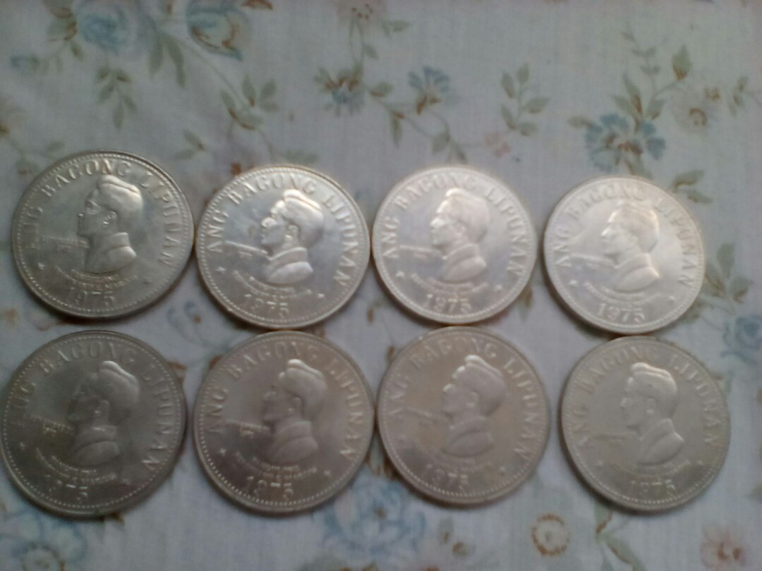 5-piso-1975-ang-bagong-lipunan-good-condition-hobbies-toys