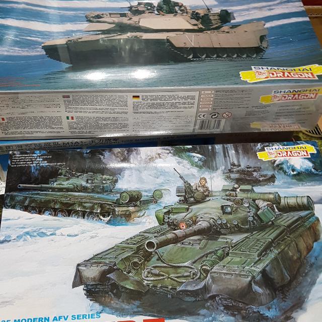 drgon 1/35 m1 and t80, Hobbies & Toys, Toys & Games on Carousell
