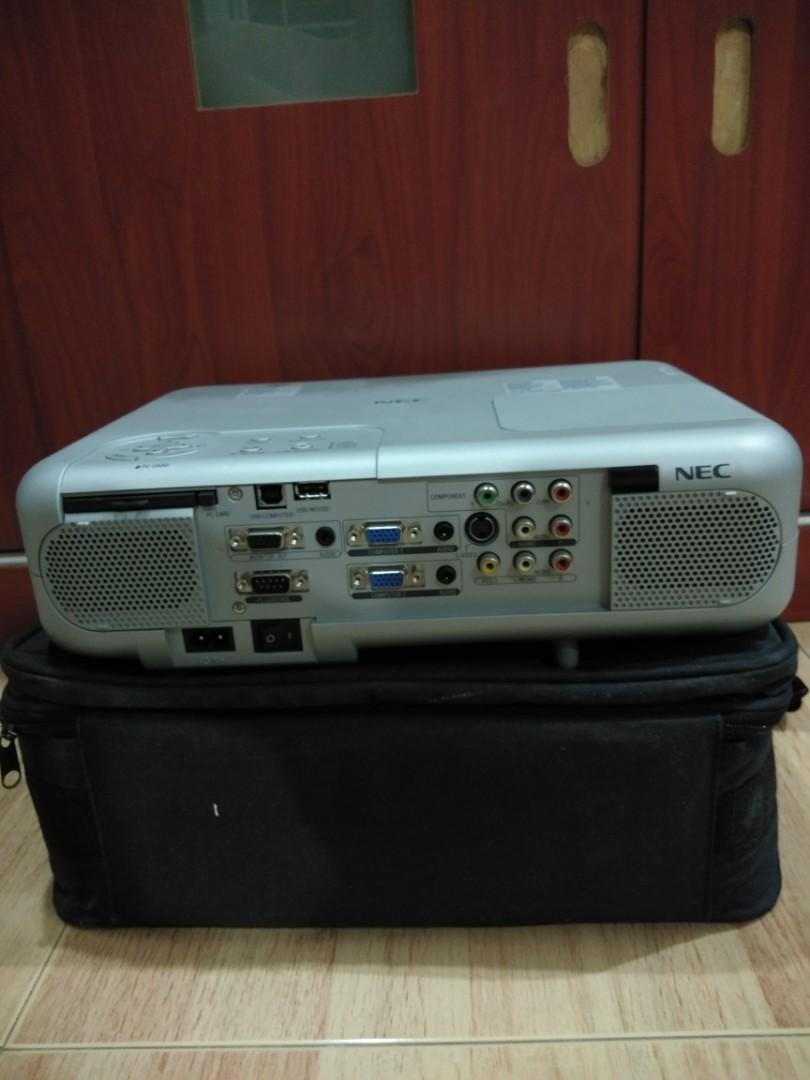 NEC VT770 Projector, TV & Home Appliances, TV & Entertainment ...