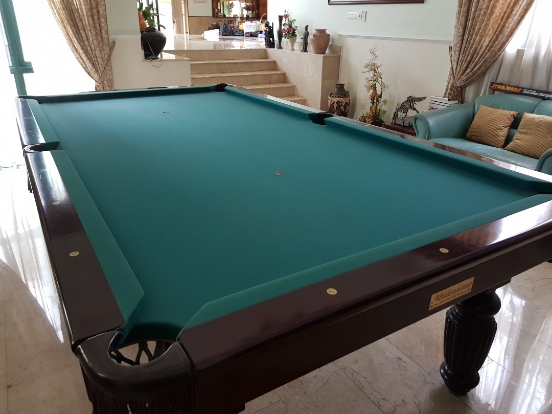 Pool table competition size and grade, Sports Equipment, Sports & Games ...