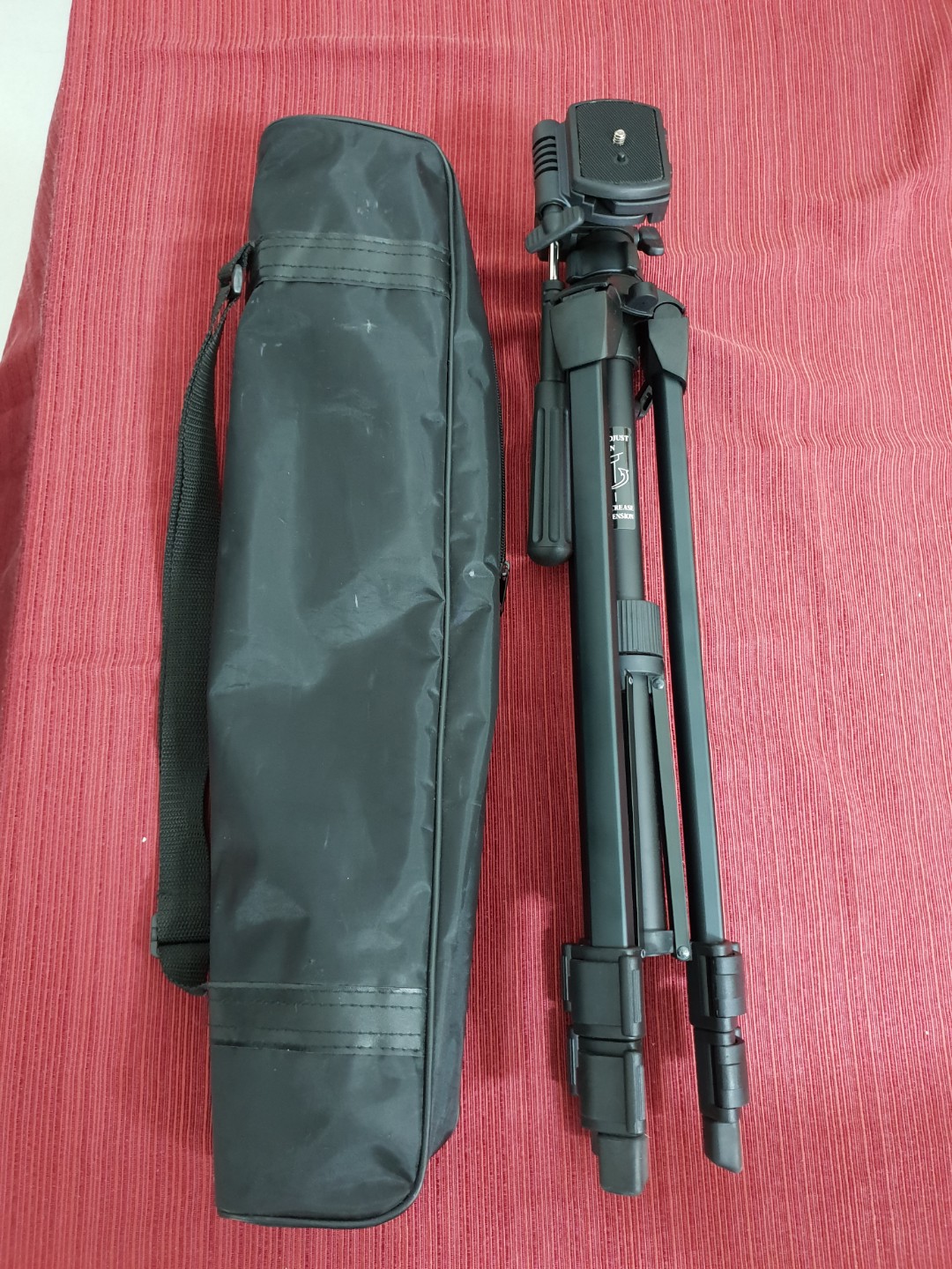 Tripod, Photography, Photography Accessories, Tripods & Monopods on Carousell