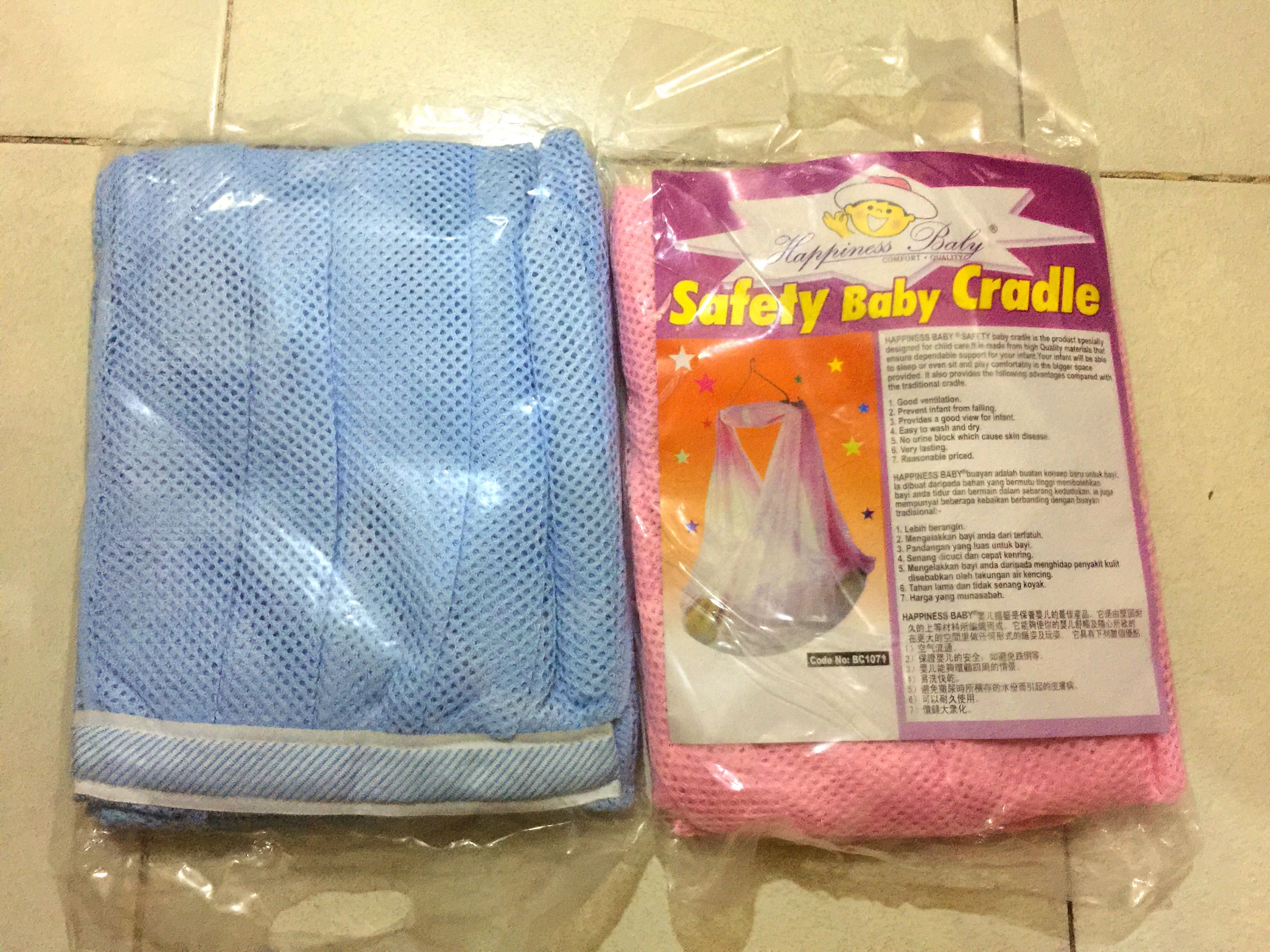 Baby hammock / sarong / duyan, Babies & Kids, Going Out, Carriers ...