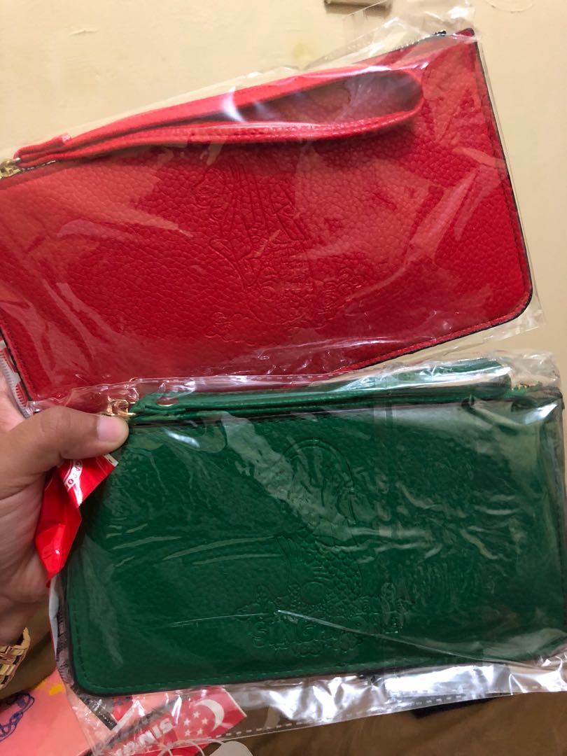 Dompet kulit singapore, Fesyen Wanita, Tas & Dompet di Carousell