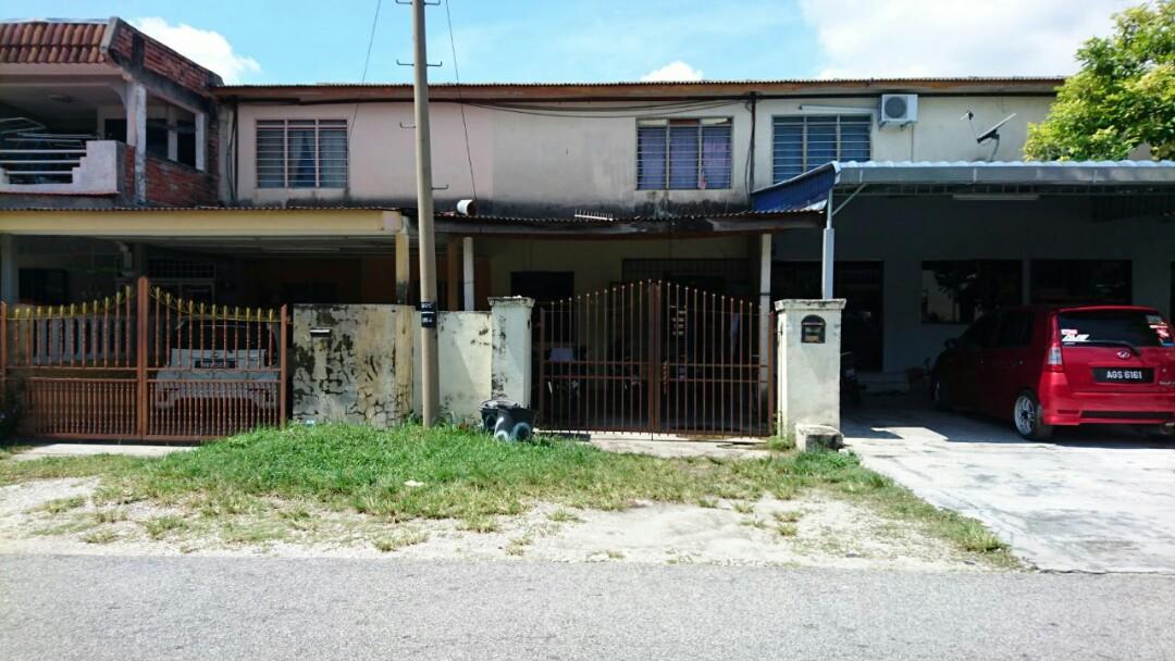 Double Storey House in Pekan Razaki, Ipoh, Property, For Sale on Carousell