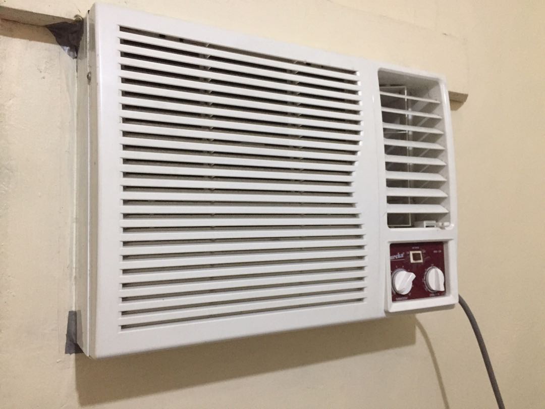 Eureka 1.0 HP Window Type aircon, TV & Home Appliances, Kitchen ...