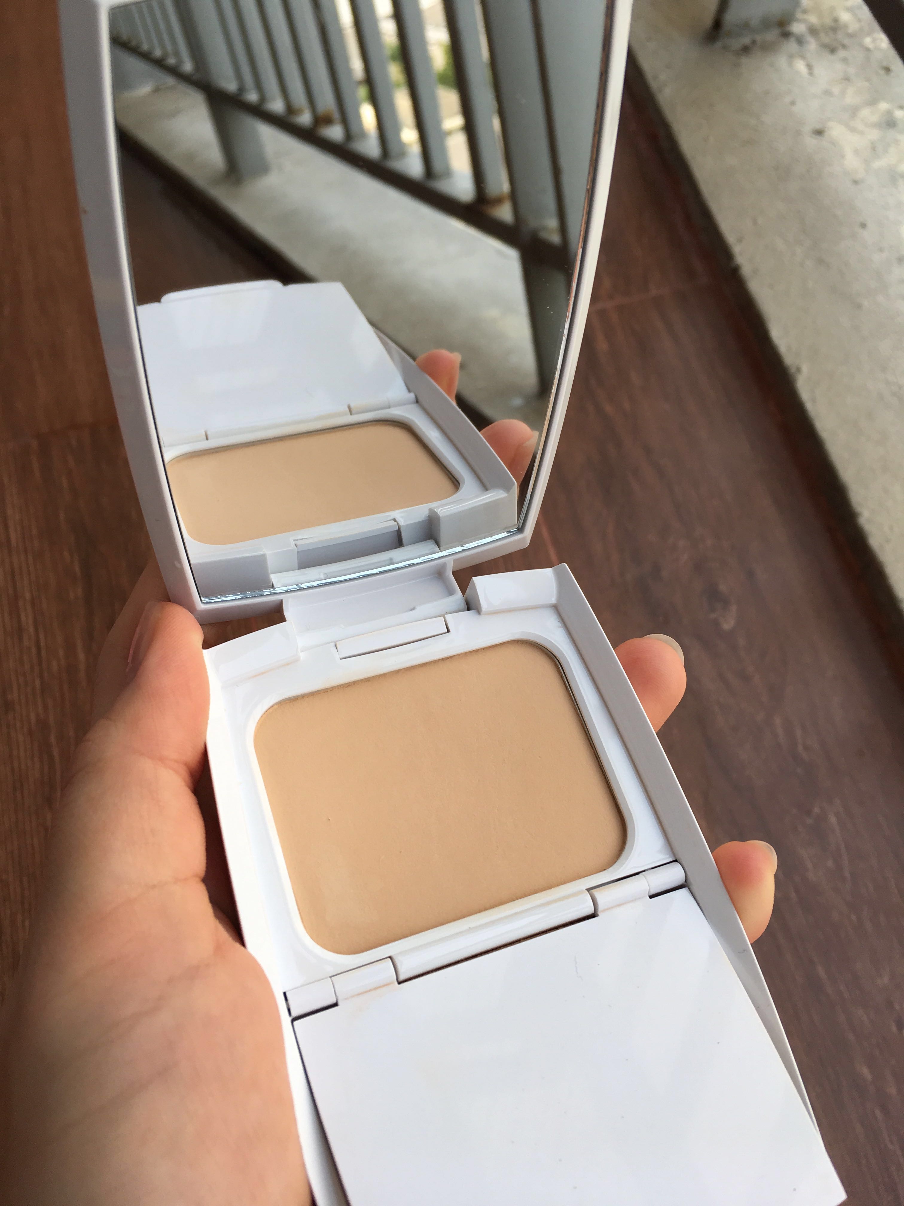 Lancome UV Blanc Expert Brightening Compact Foundation, Kesehatan ...