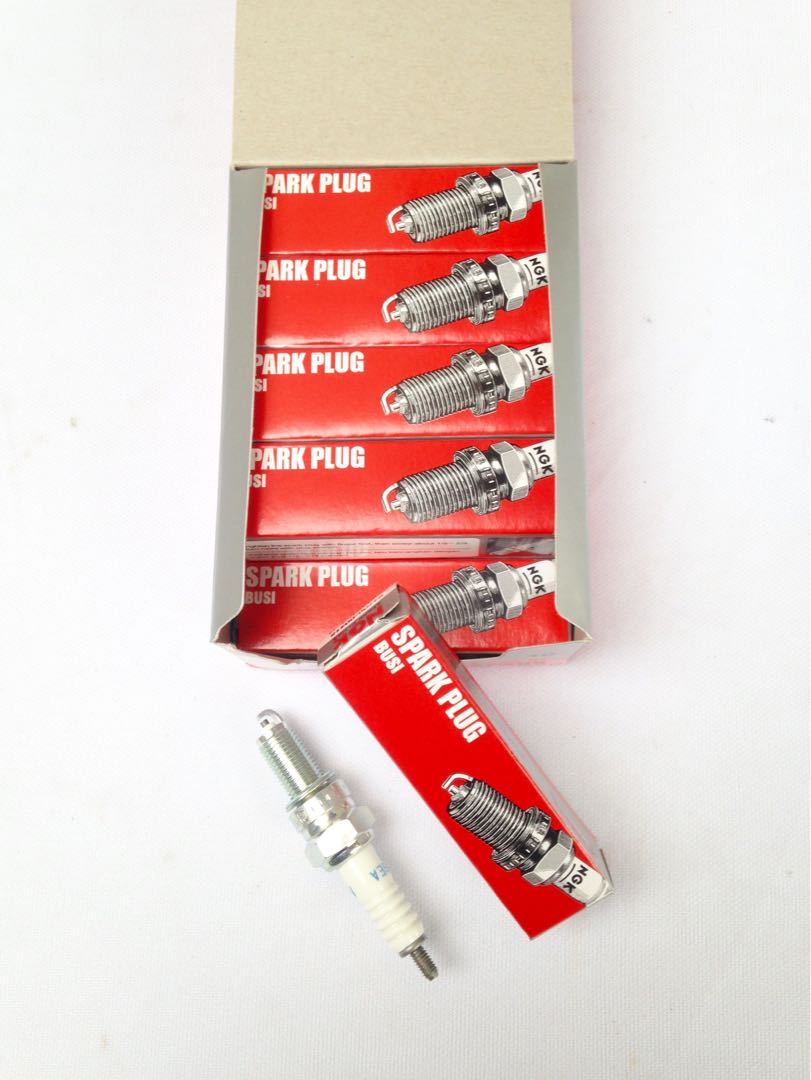 New Spark Plug NGK 1 Box 10 Unit Yamaha LC / Y15 / FZ CPR8EA-9 Part ...
