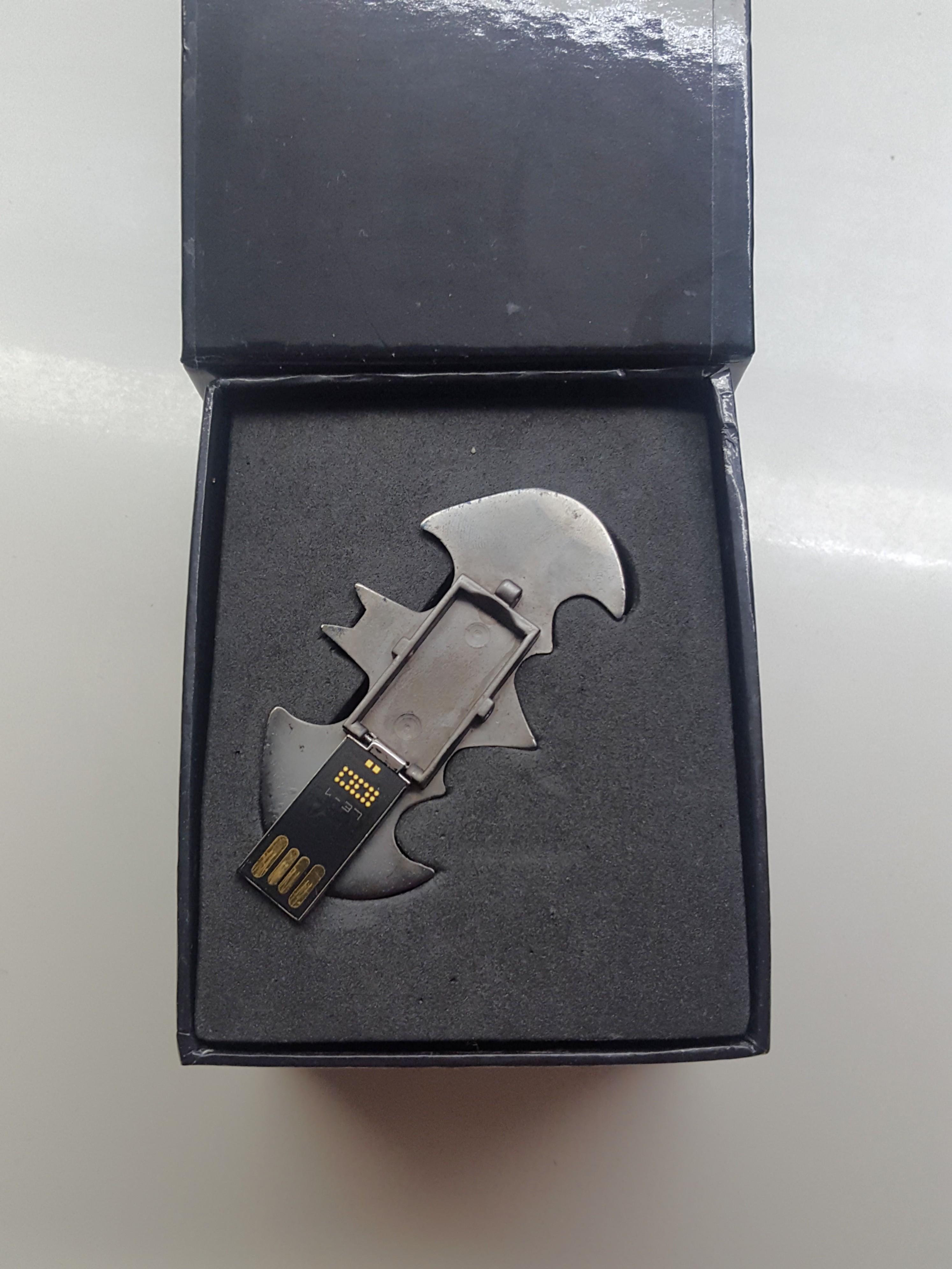 [The Dark Knight] Batman USB Thumbdrive, Computers & Tech, Parts ...