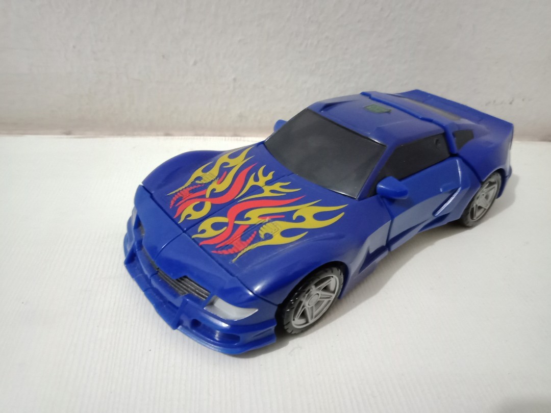 Transformers Universe Turbo Tracks, Hobbies & Toys, Collectibles ...