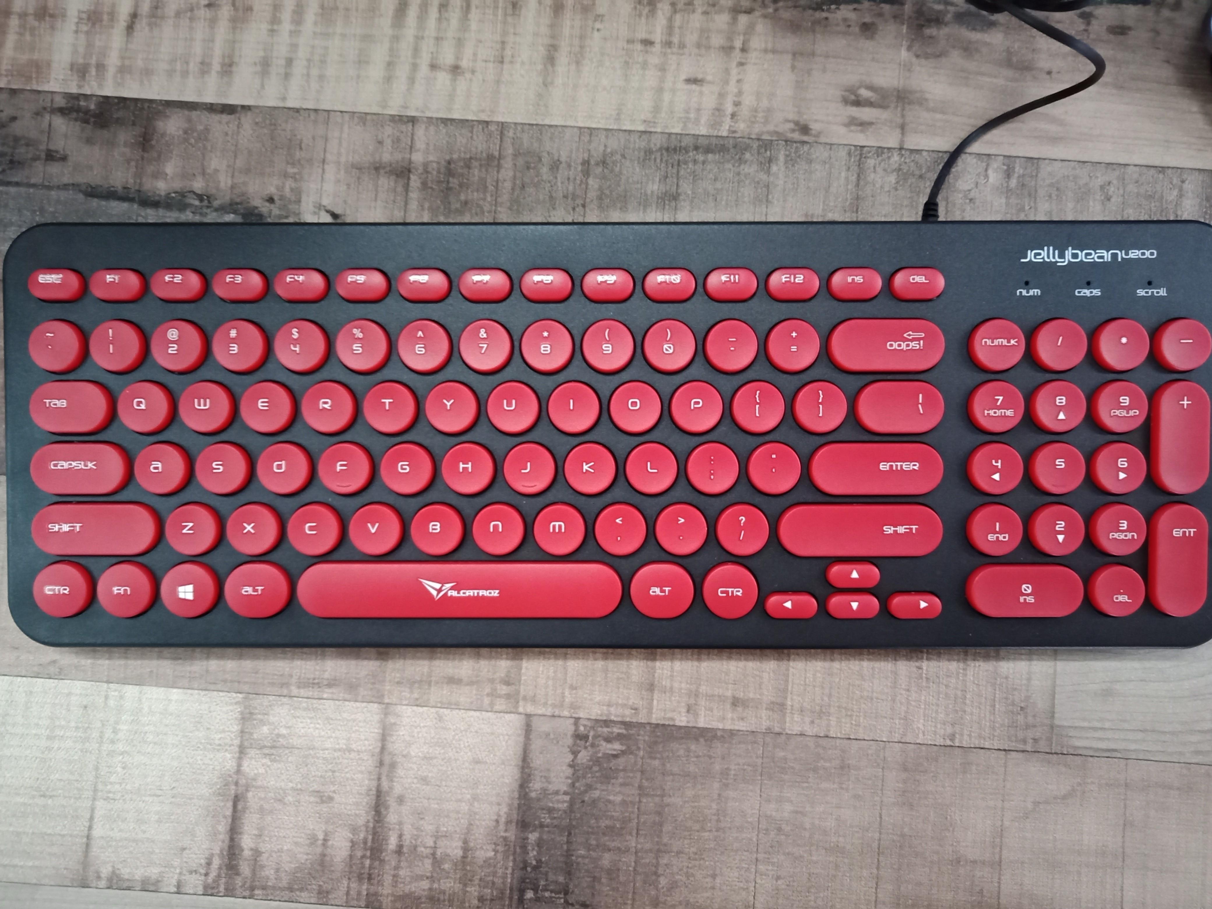 Wired keyboard, Computers & Tech, Parts & Accessories, Computer ...