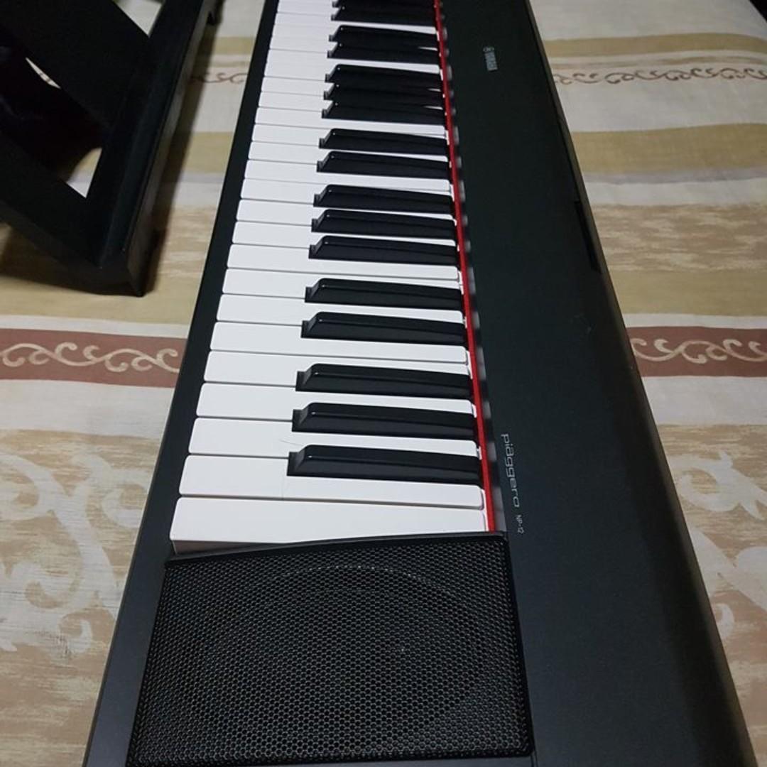 Yamaha Piaggero NP12 Almost New, Hobbies & Toys, Music & Media, CDs ...