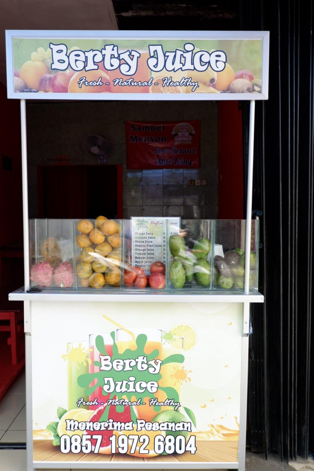 Etalase jus, Desain & Kerajinan Tangan, Lainnya di Carousell