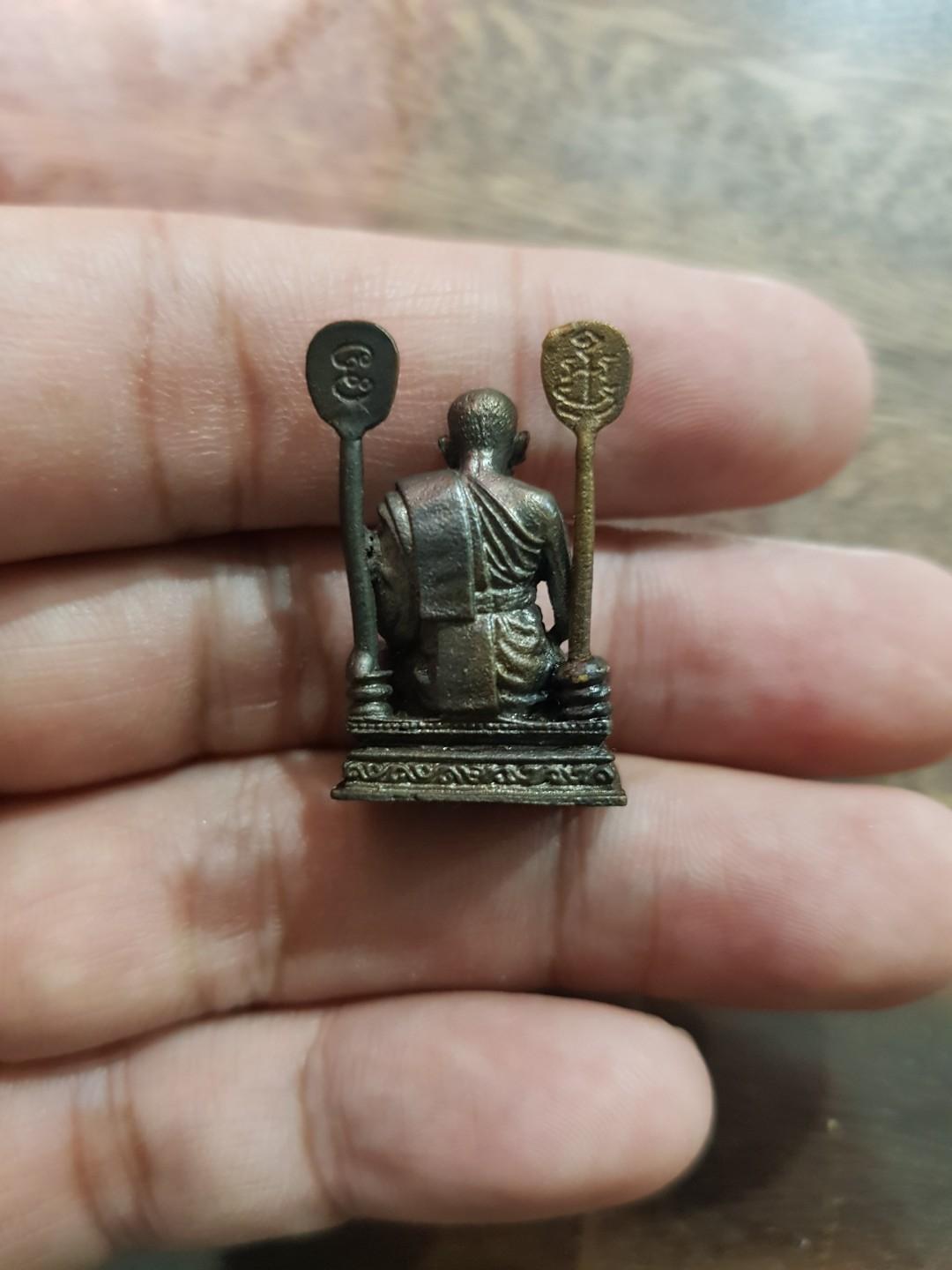 Lp ngern, Hobbies & Toys, Memorabilia & Collectibles, Religious Items ...