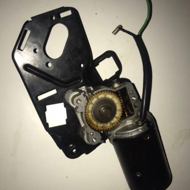 Mercedes w140 sunroof motor, Auto Accessories on Carousell