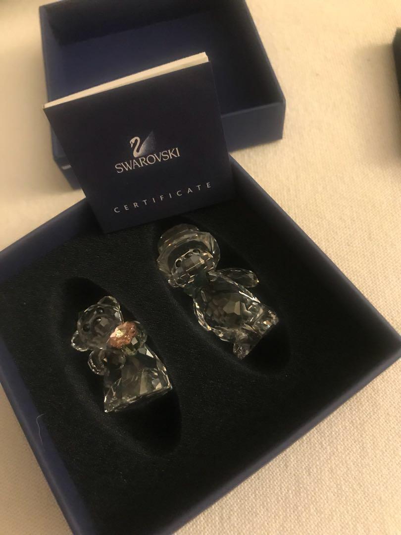 Swarovski kris bear wedding couple, Furniture & Home Living, Home Decor ...