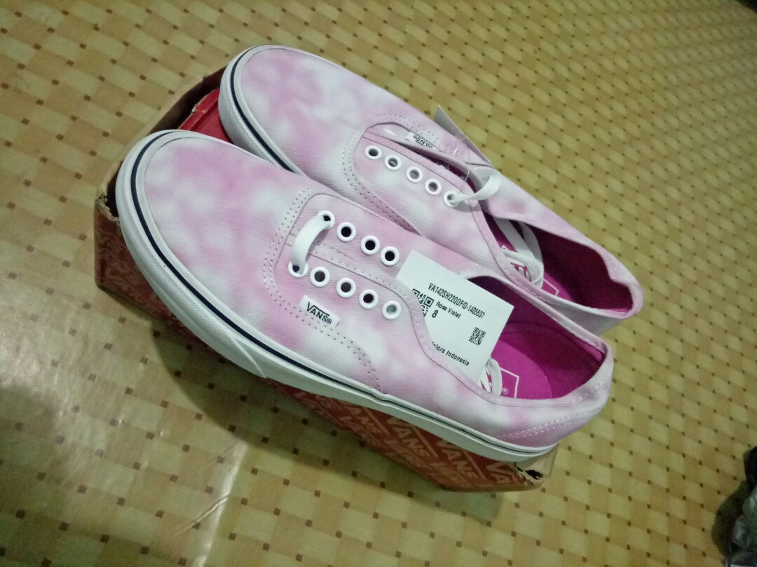 Vans authentic original, Fesyen Wanita, Sepatu di Carousell