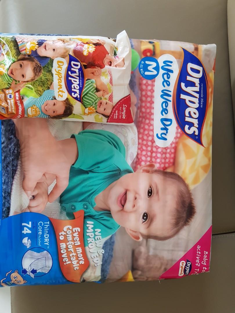Dryers wee wee dry diapers - M (6-11kg), Babies & Kids, Bathing ...