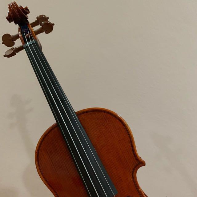 Eurostring violin model 400 (Italian brand) size 1/4, Hobbies & Toys ...