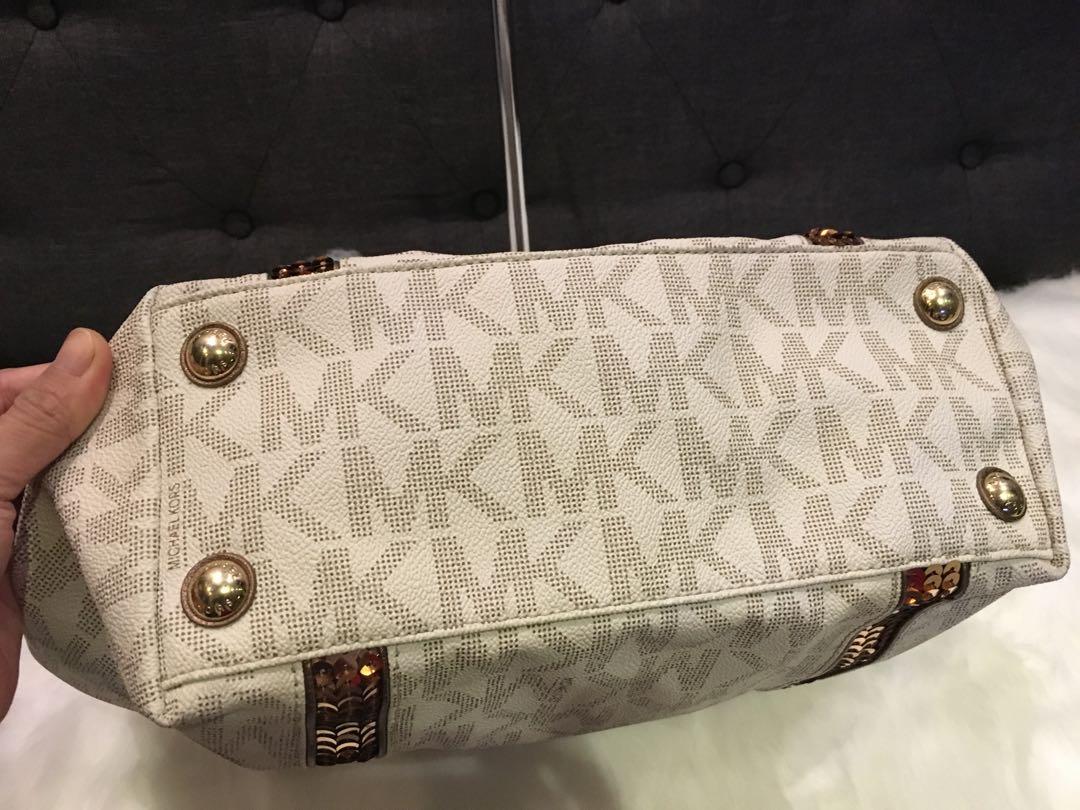 Michael Kors Vanilla Tote, Women's Fashion, Bags & Wallets, Cross-body ...