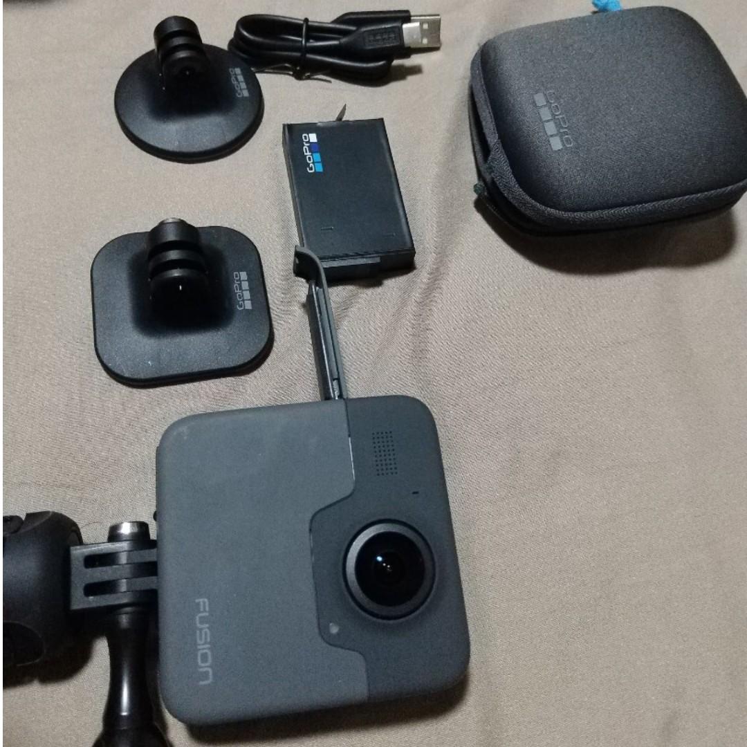 GoPro Fusion with 2 SD cards, Box and Invoice, Photography, Cameras on ...