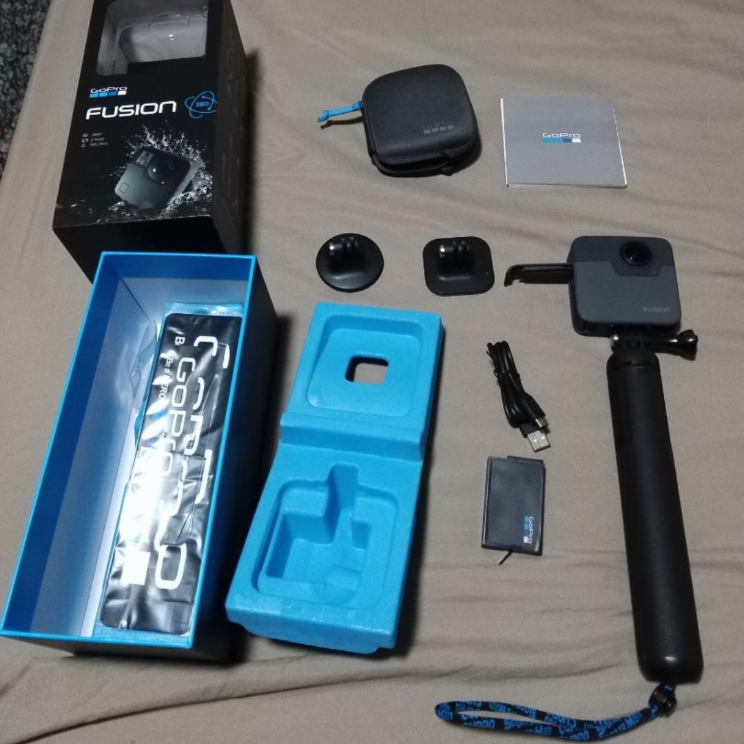 GoPro Fusion with 2 SD cards, Box and Invoice, Photography, Cameras on ...