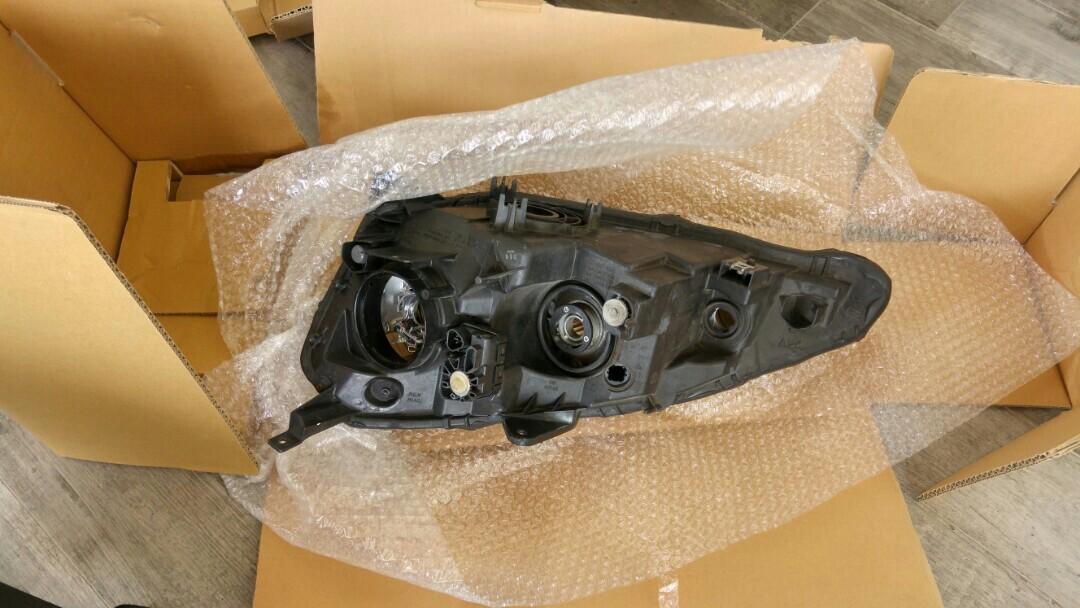 Honda Integra DC5 Type R Headlight Casing, Car Accessories, Electronics ...
