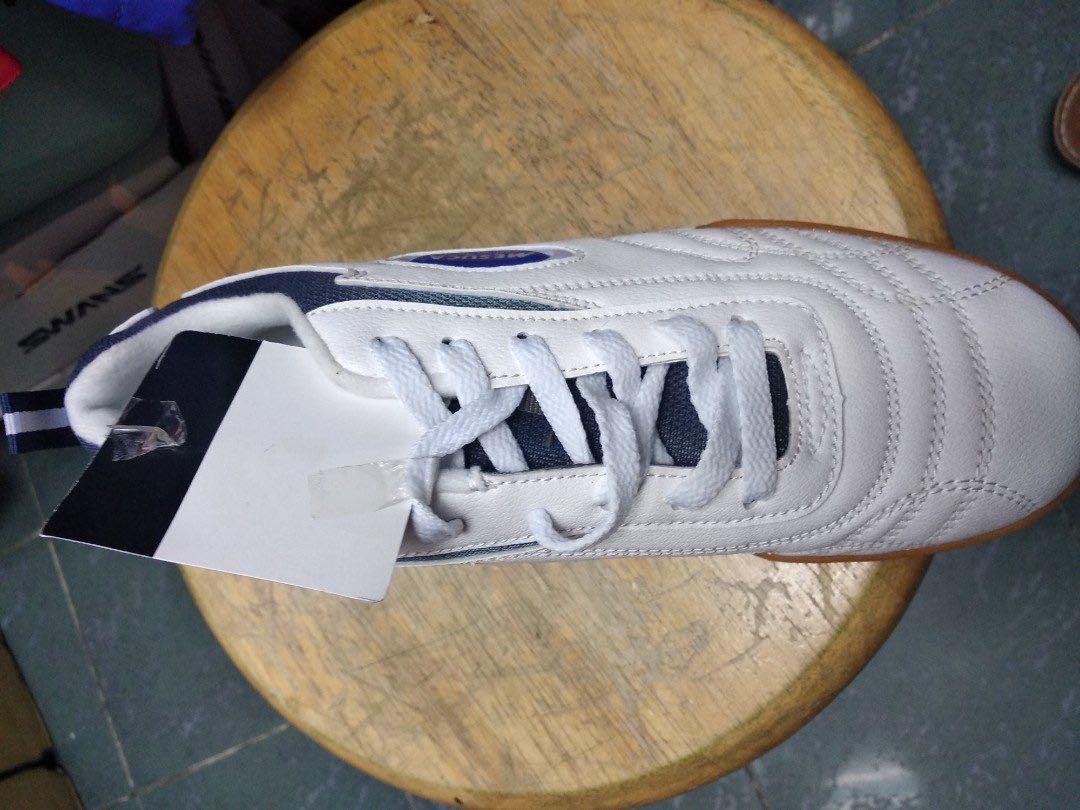 全新 MESUCA 麥斯卡 (石屎地)皮運動鞋 白色波鞋 , 男裝, 鞋, 西裝鞋 - Carousell