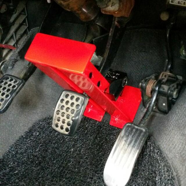 Padel lock, Auto Accessories on Carousell