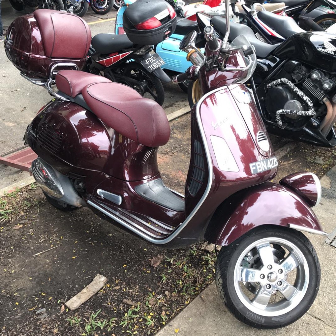 PIAGGIO VESPA GTV 300 A Vie Della Moda Limited Edition RARE ...