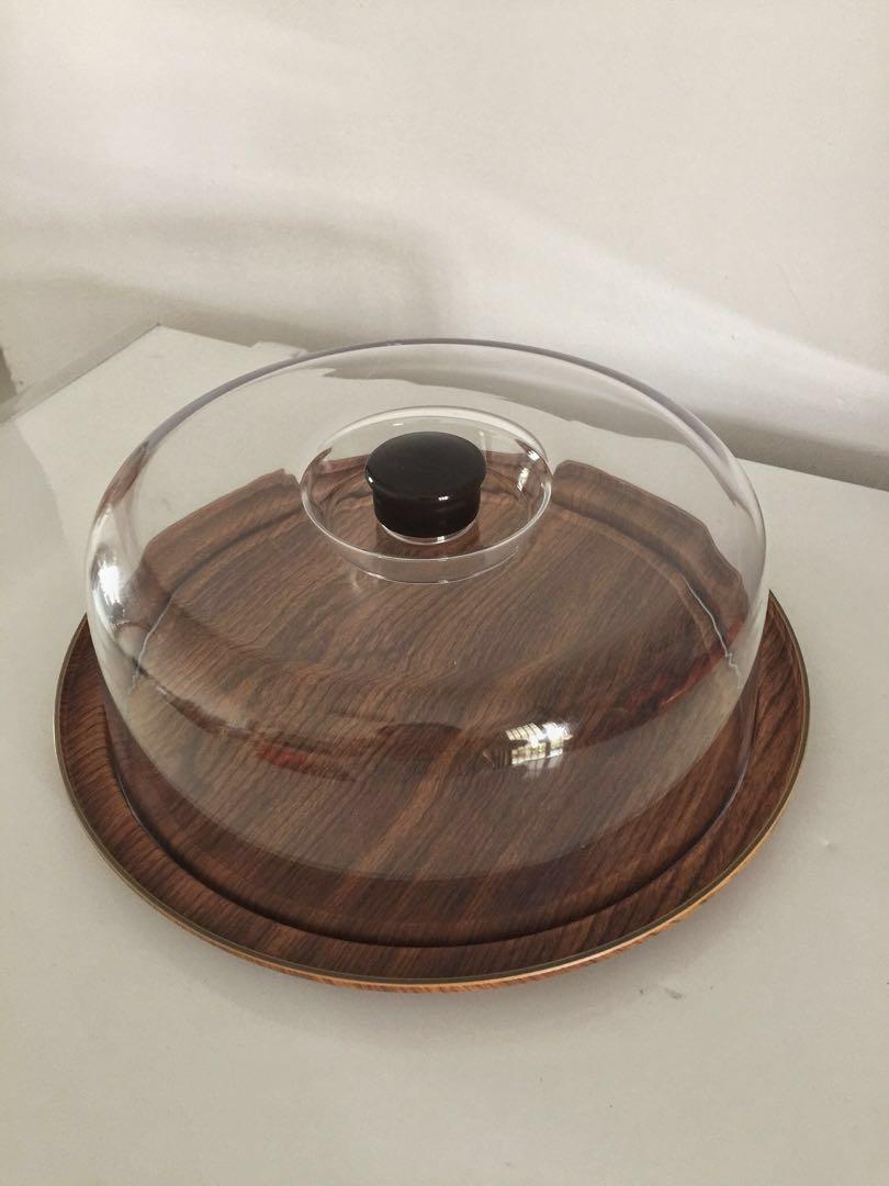 Polystyrene Round Cake Tray with Lid & Wood Finish, Furniture & Home ...