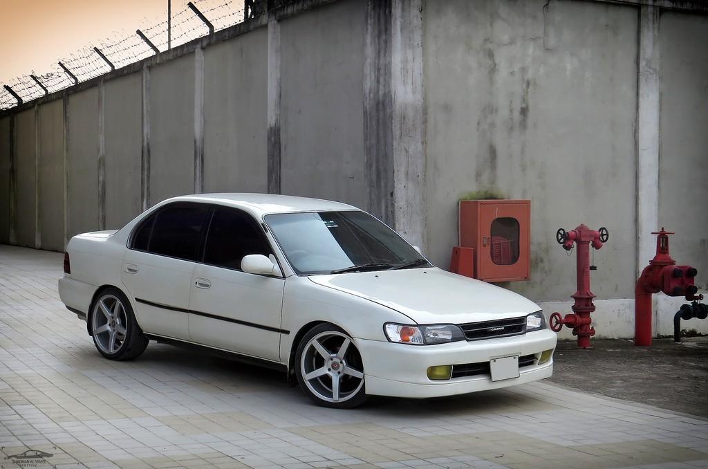 Toyota Corolla EE101 / AE101 [?] Window Door Visor With Injection Clips ...