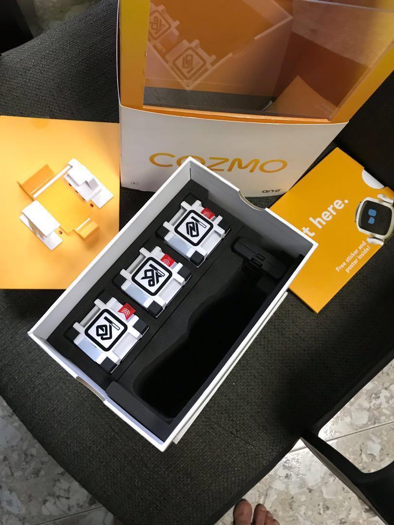 Anki Cozmo AI Electronic Programmable Robot, TV & Home Appliances, TV ...