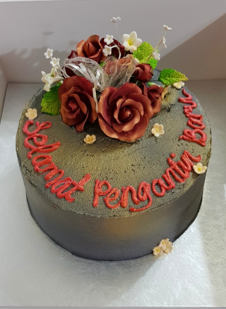 Halal Cake, Food & Drinks, Homemade Bakes on Carousell