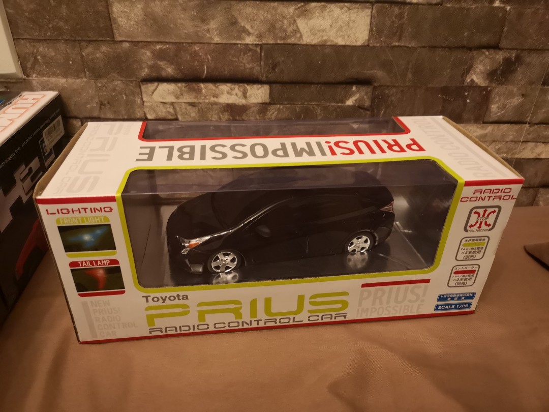 Radio remote control car Toyota Prius toy model, Hobbies & Toys, Toys ...