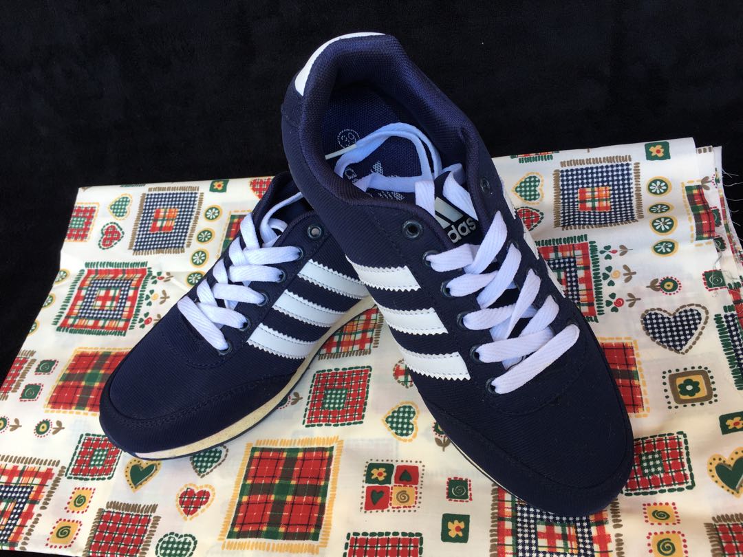 Adidas OEM for Women, Women's Fashion, Footwear, Sneakers on Carousell