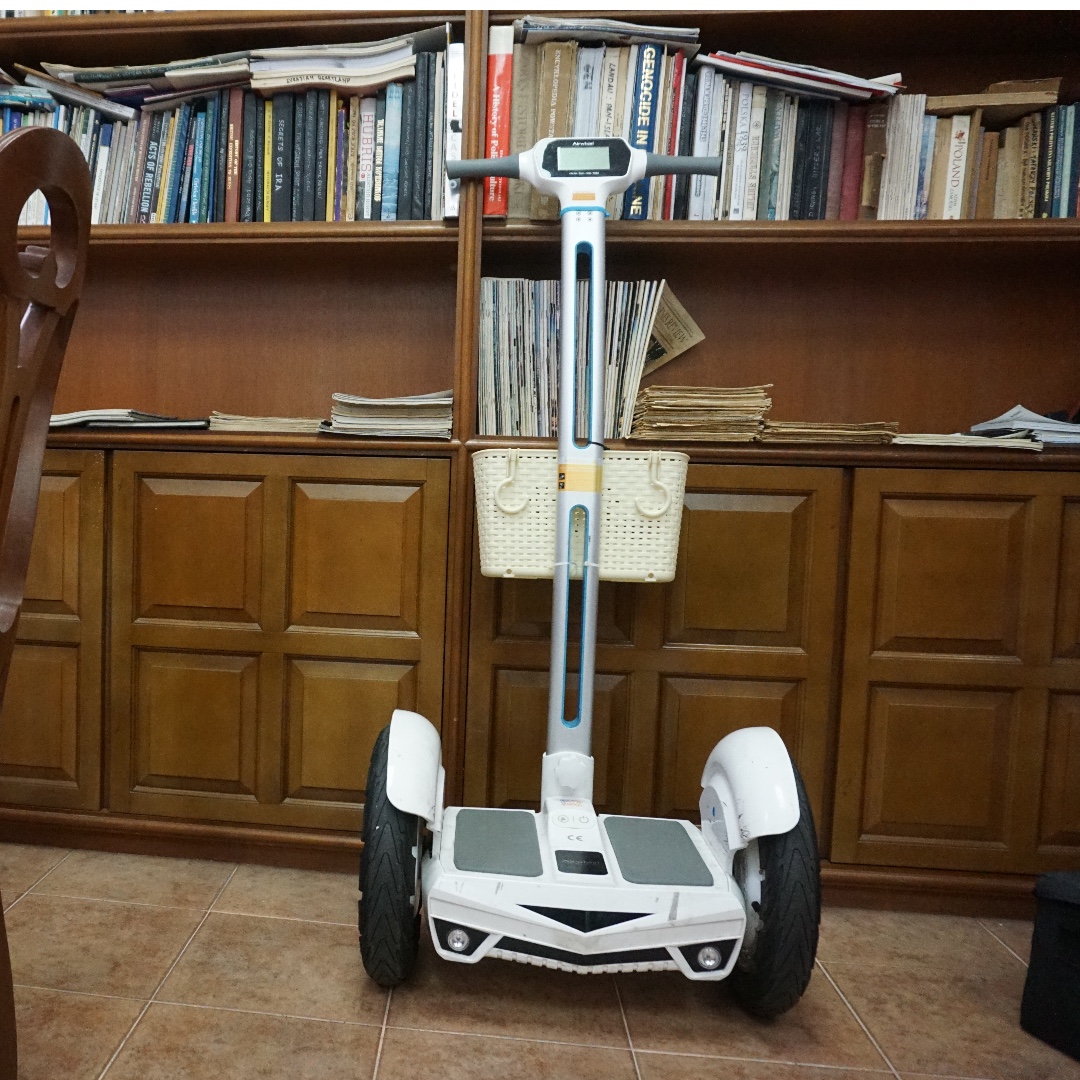 Airwheel Mars Rover S3, Sports Equipment, PMDs, E-Scooters & E-Bikes, E ...